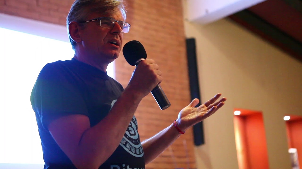 Dash 101 (Spanish) Sneak Preview in Cancún, Mexico - Dash